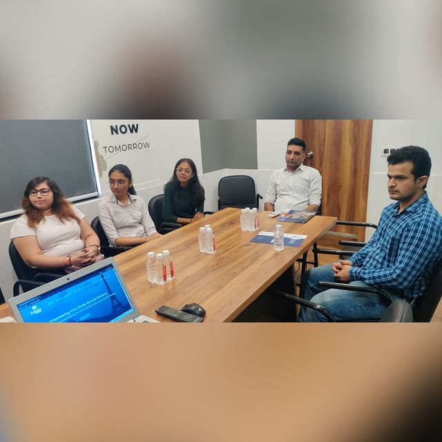 Director of IGS Group Visited Edugo Abroad